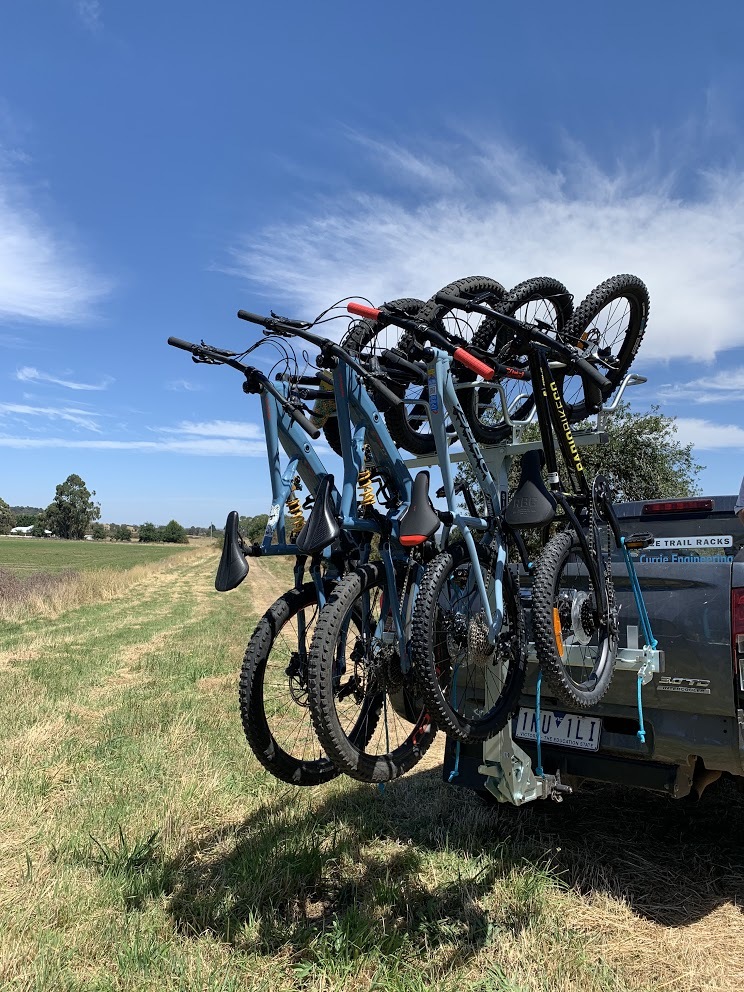 Single Trail Upright 3 Bike Shuttle Bike Rack