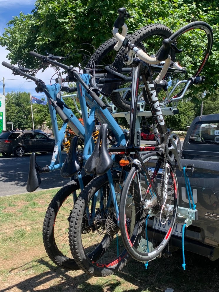 Single Trail Upright 3 Bike Shuttle Bike Rack